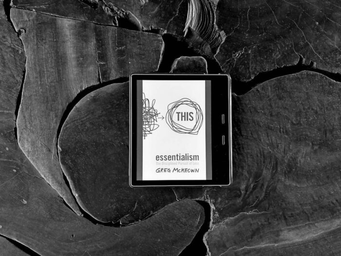 "Essentialism" by Greg McKeown (Summary & Critical Review)